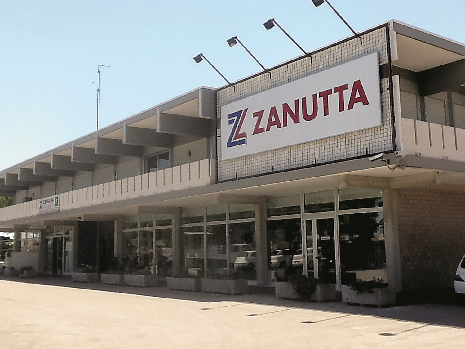Punto vendita Zanutta di Jesolo - Arredobagno, edilizia e ferramenta